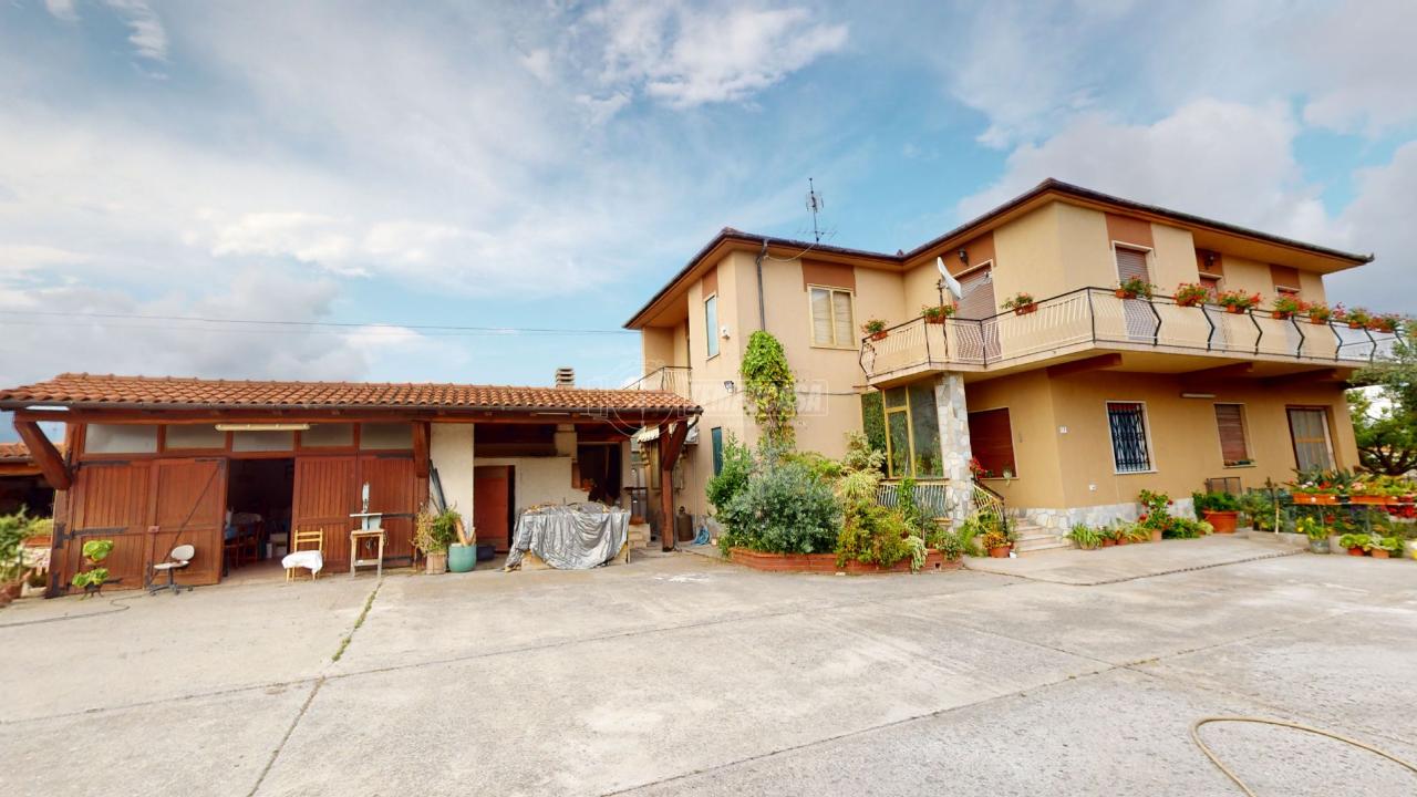 Appartamento in vendita a Albenga Foto-1