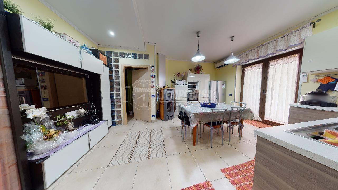 Appartamento in vendita a Arzano