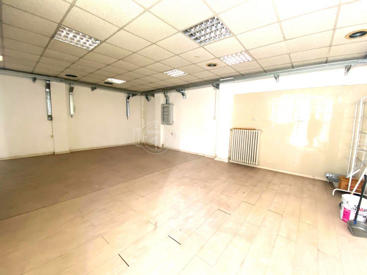 Magazzino in vendita a Torino