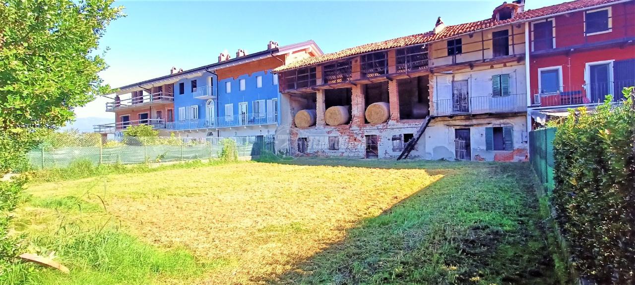 Rustico in vendita a Azeglio