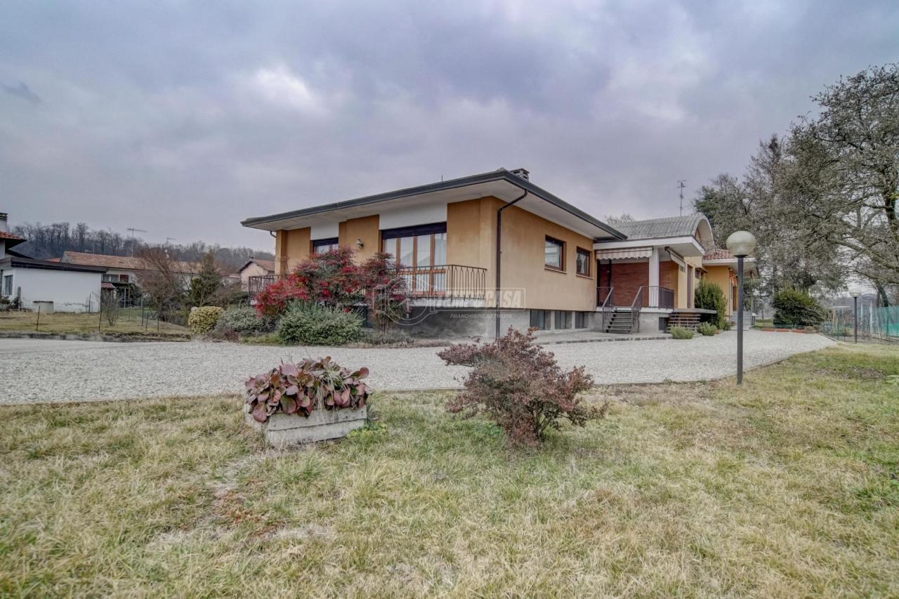 Villa in Via del Legorino, Sesto Calende