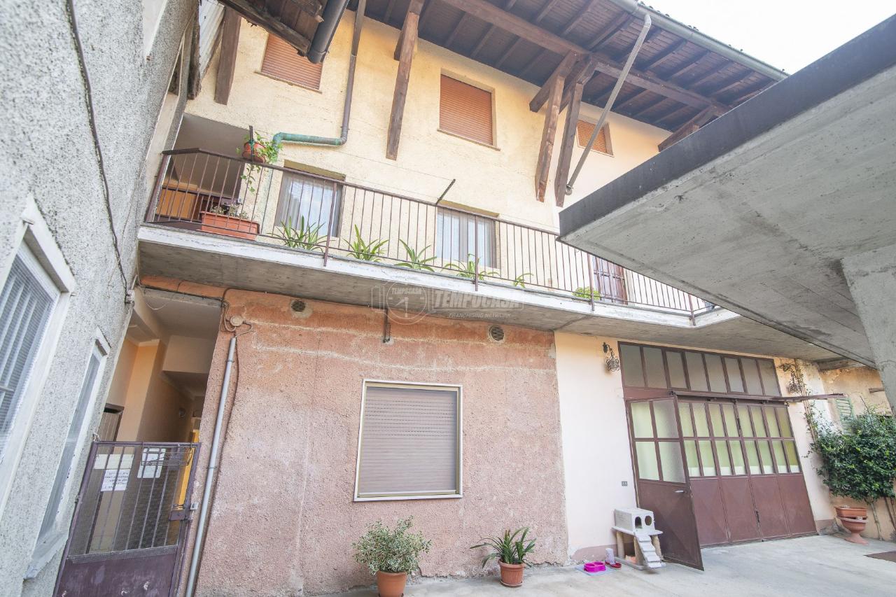 Appartamento in vendita a Lurano