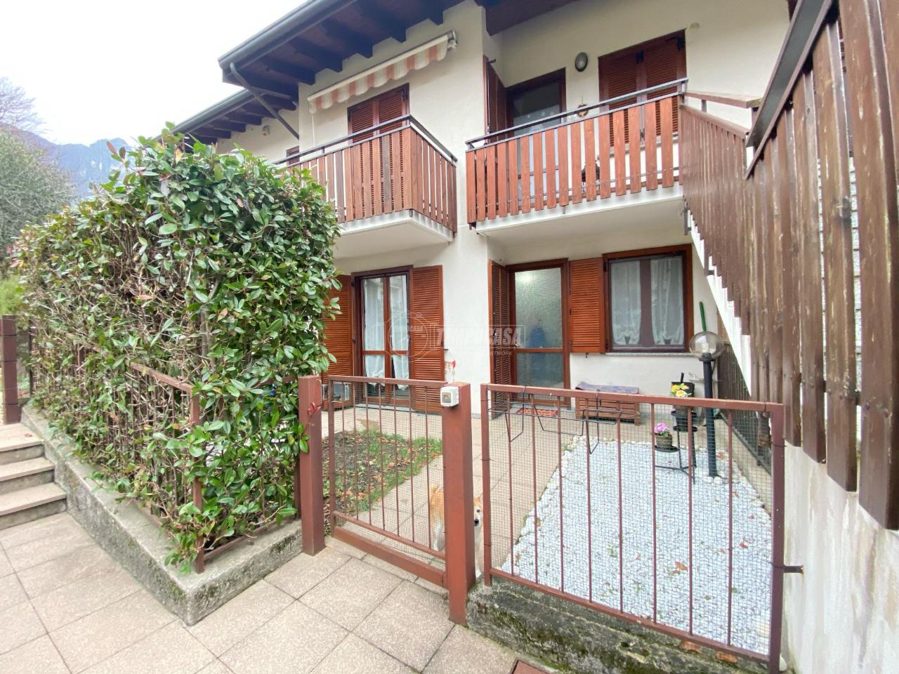 Villa a schiera in vendita a Ballabio