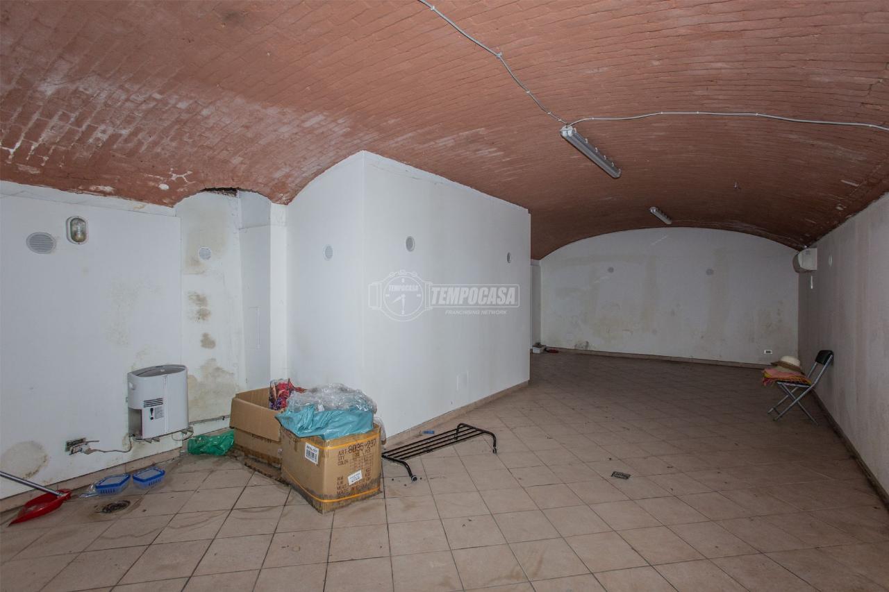 Magazzino in vendita a Milano