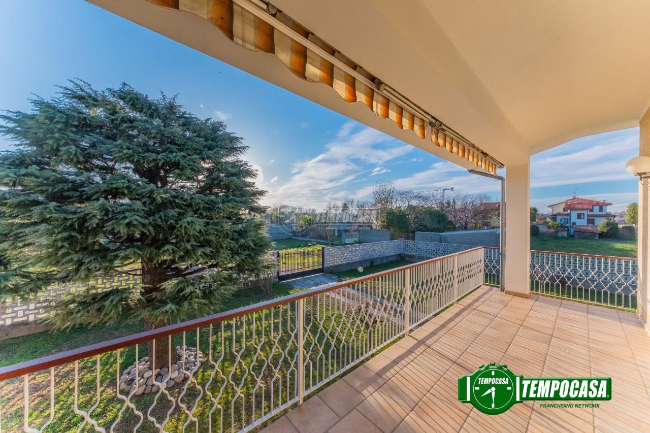 Villa a schiera in vendita a Magenta