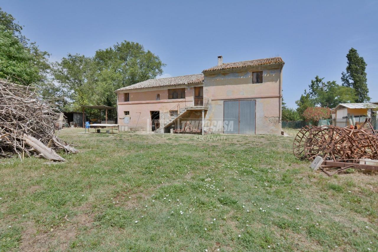 Casa colonica in vendita a Recanati