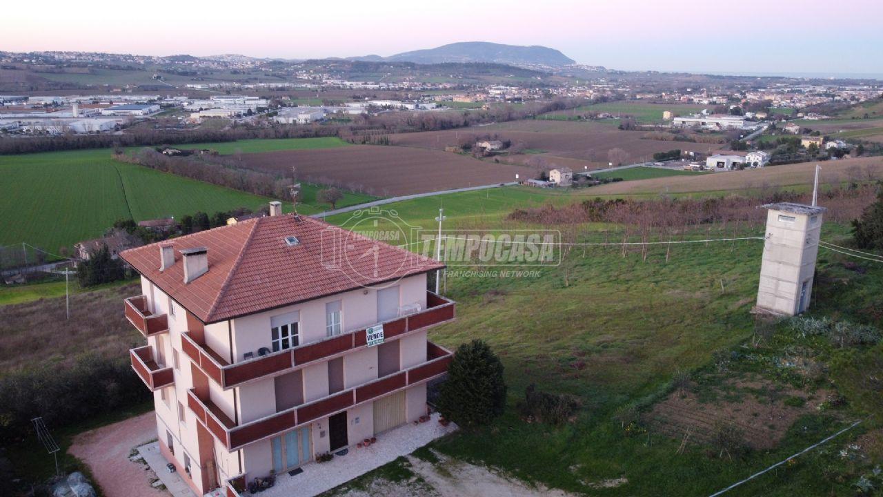 Appartamento in vendita a Loreto