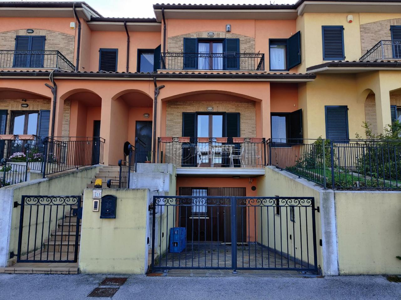 Villa a schiera in vendita a Loreto