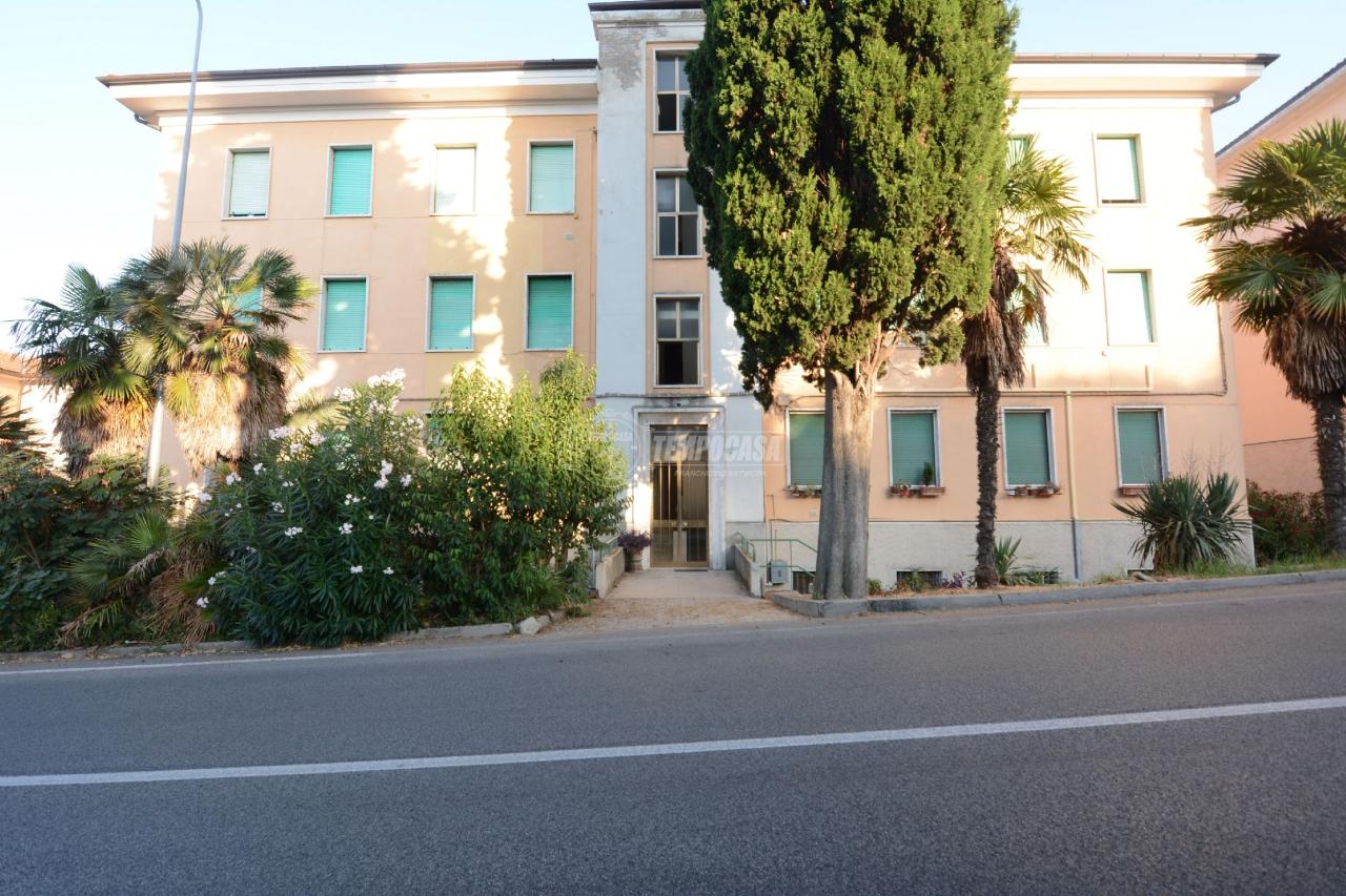 Appartamento in vendita a Loreto