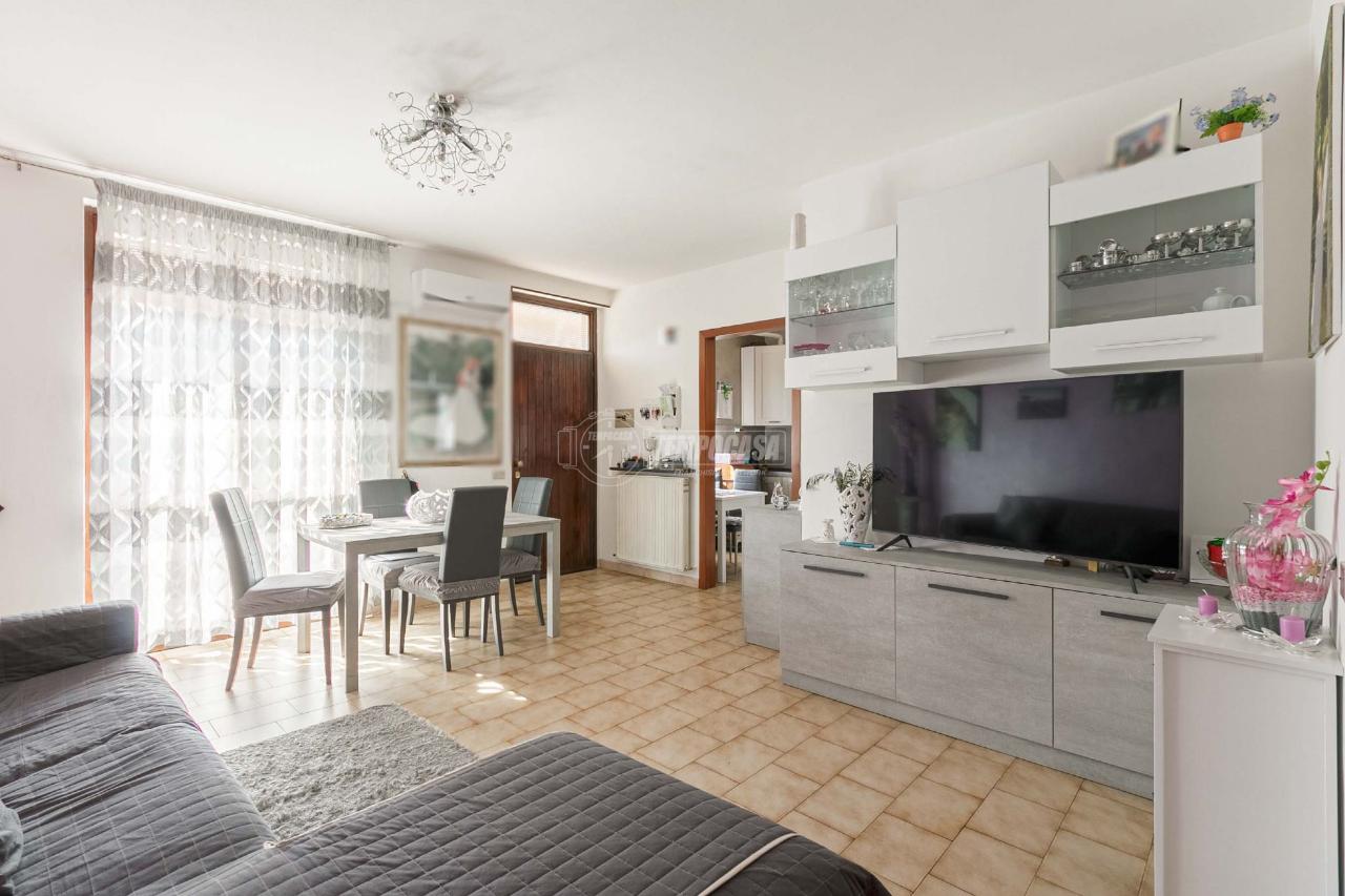 Trilocale, Lonate Pozzolo