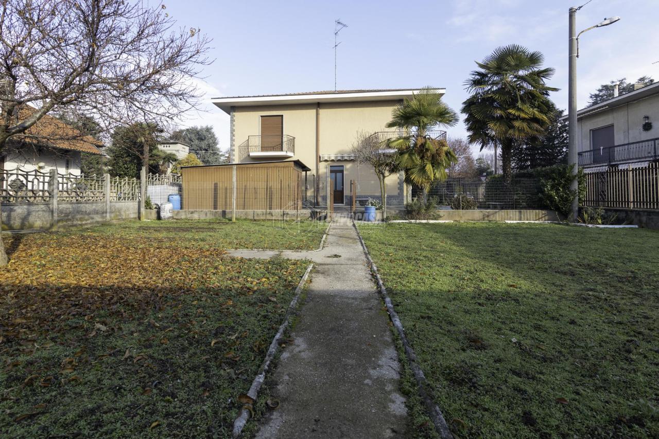 Casa indipendente in vendita a Samarate