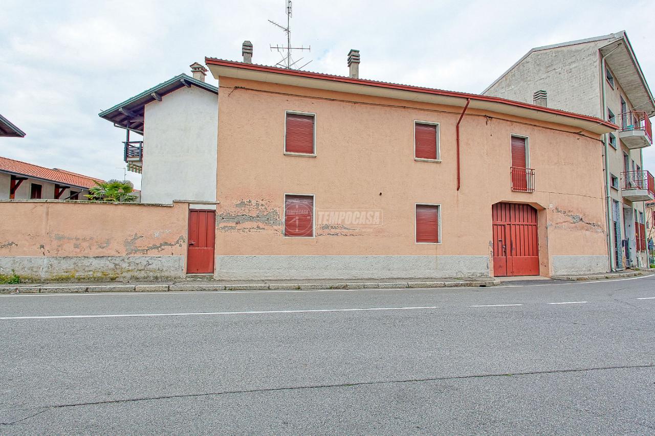 Casa indipendente in vendita a Lonate Pozzolo