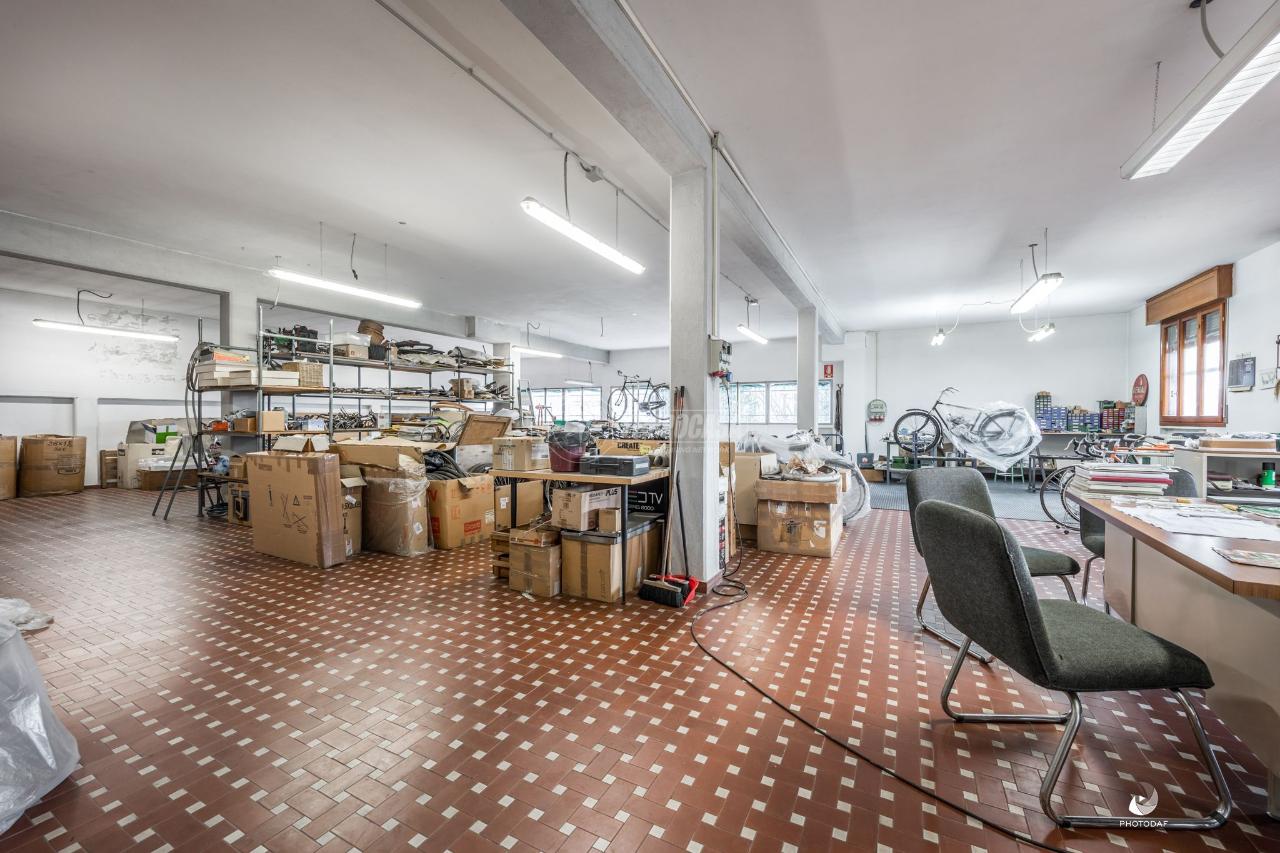 Ufficio in vendita a Reggio Emilia