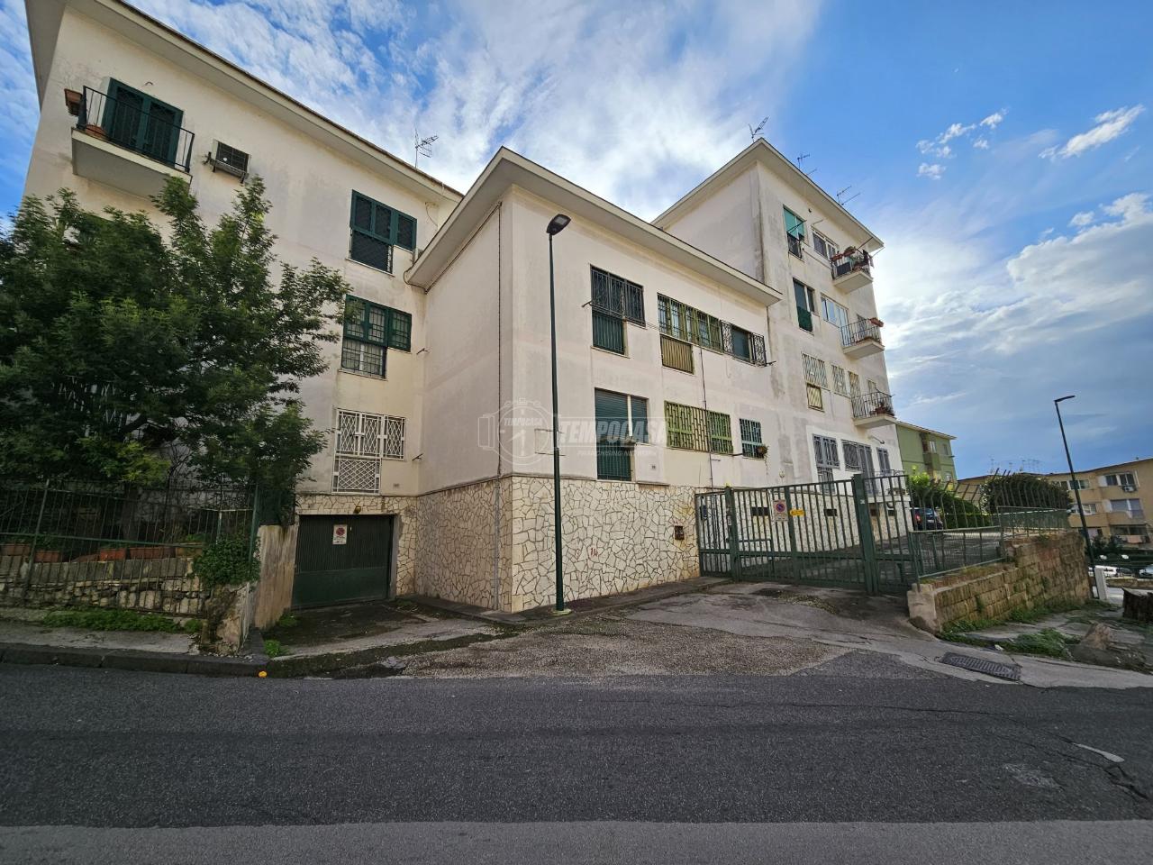 Appartamento in vendita a Napoli