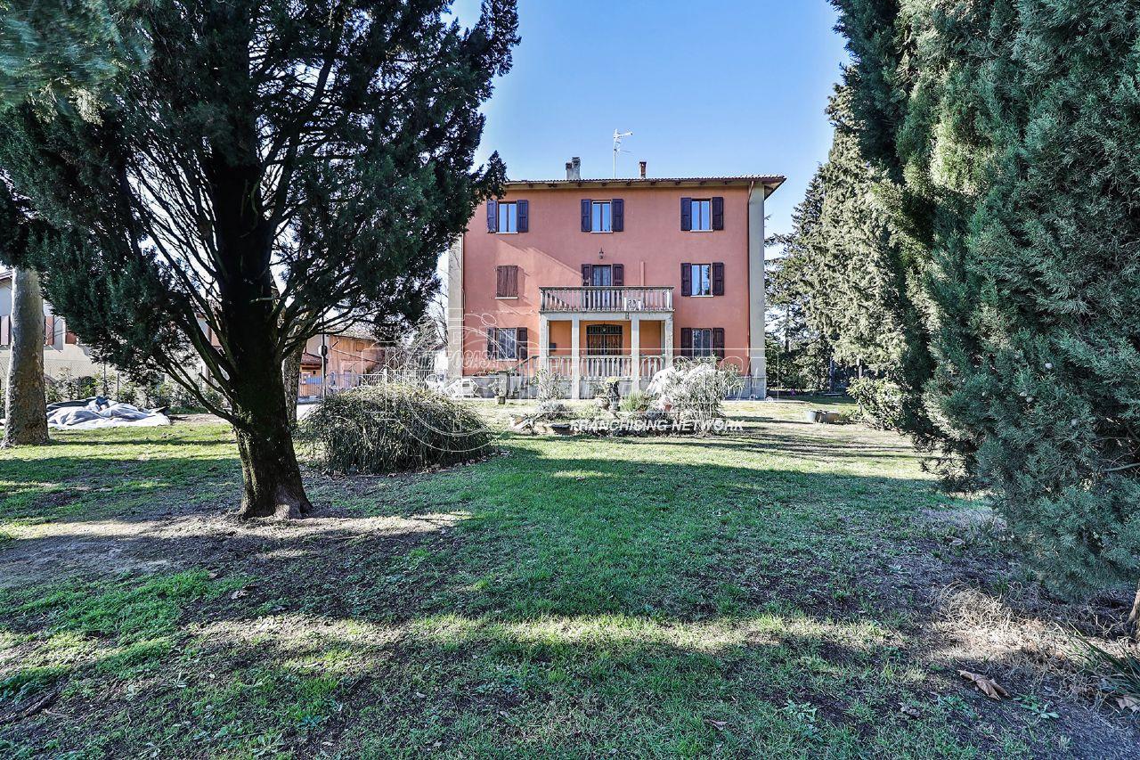 Villa a schiera in Via del Sasso, Pianoro