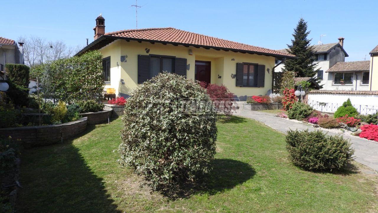 Villa in vendita a Cassolnovo