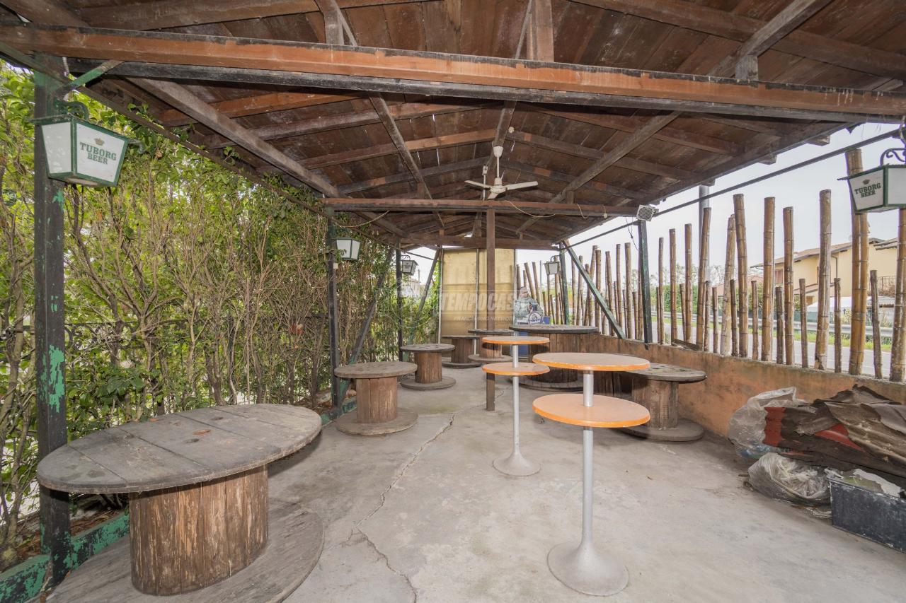 Negozio in vendita a Cassolnovo