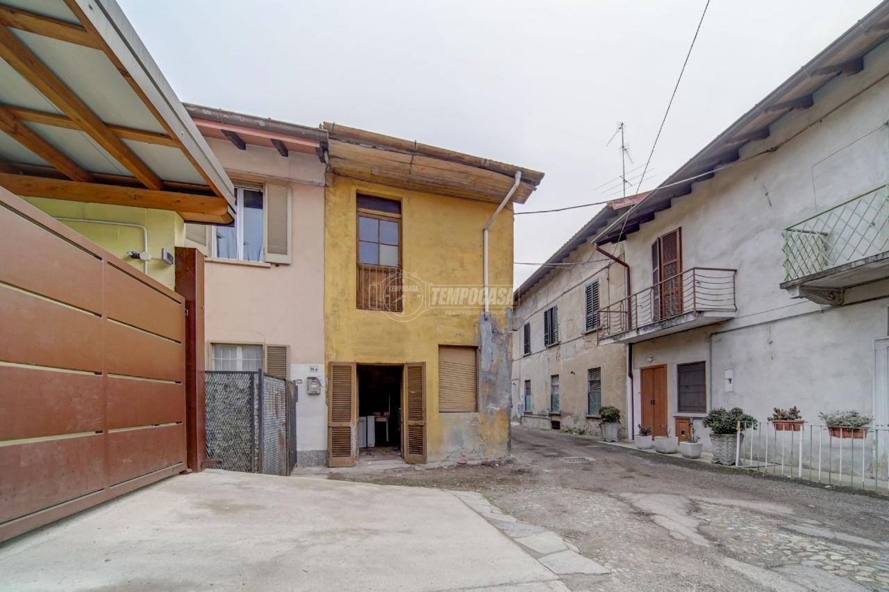 Casa indipendente in vendita a Somma Lombardo