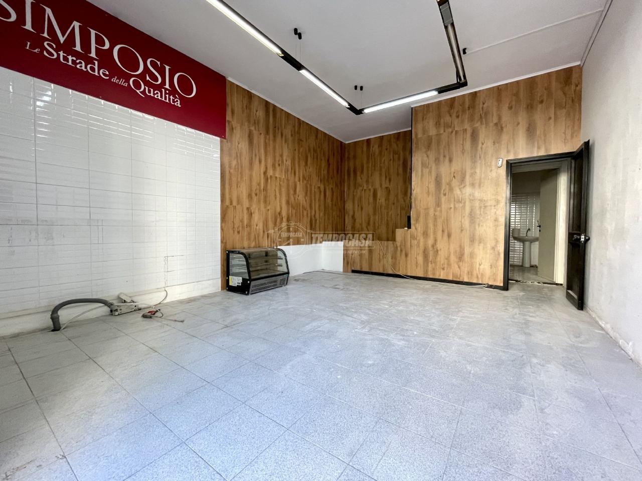 Negozio in vendita a Roma