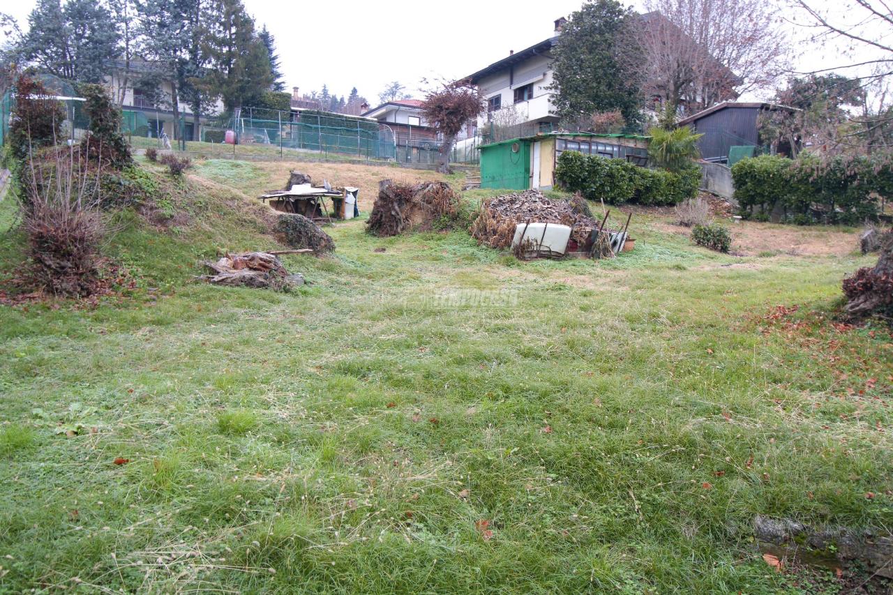 Villa in vendita a Merone