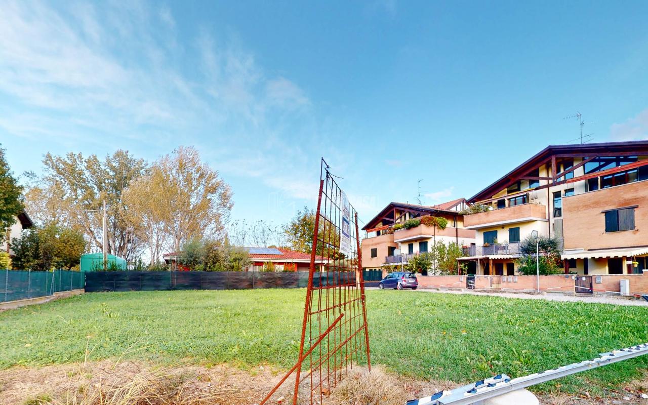 Terreno edificabile in vendita a Cento