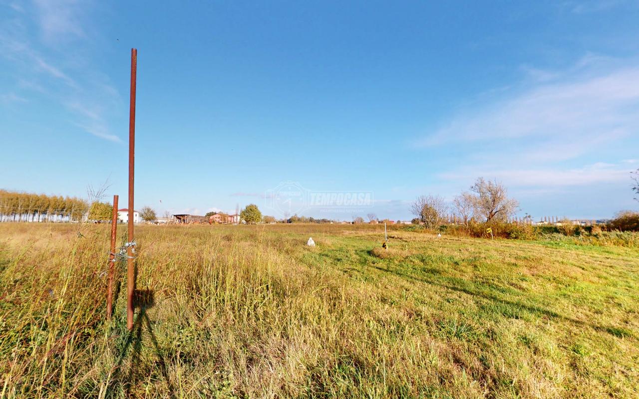 Terreno agricolo in vendita a Cento
