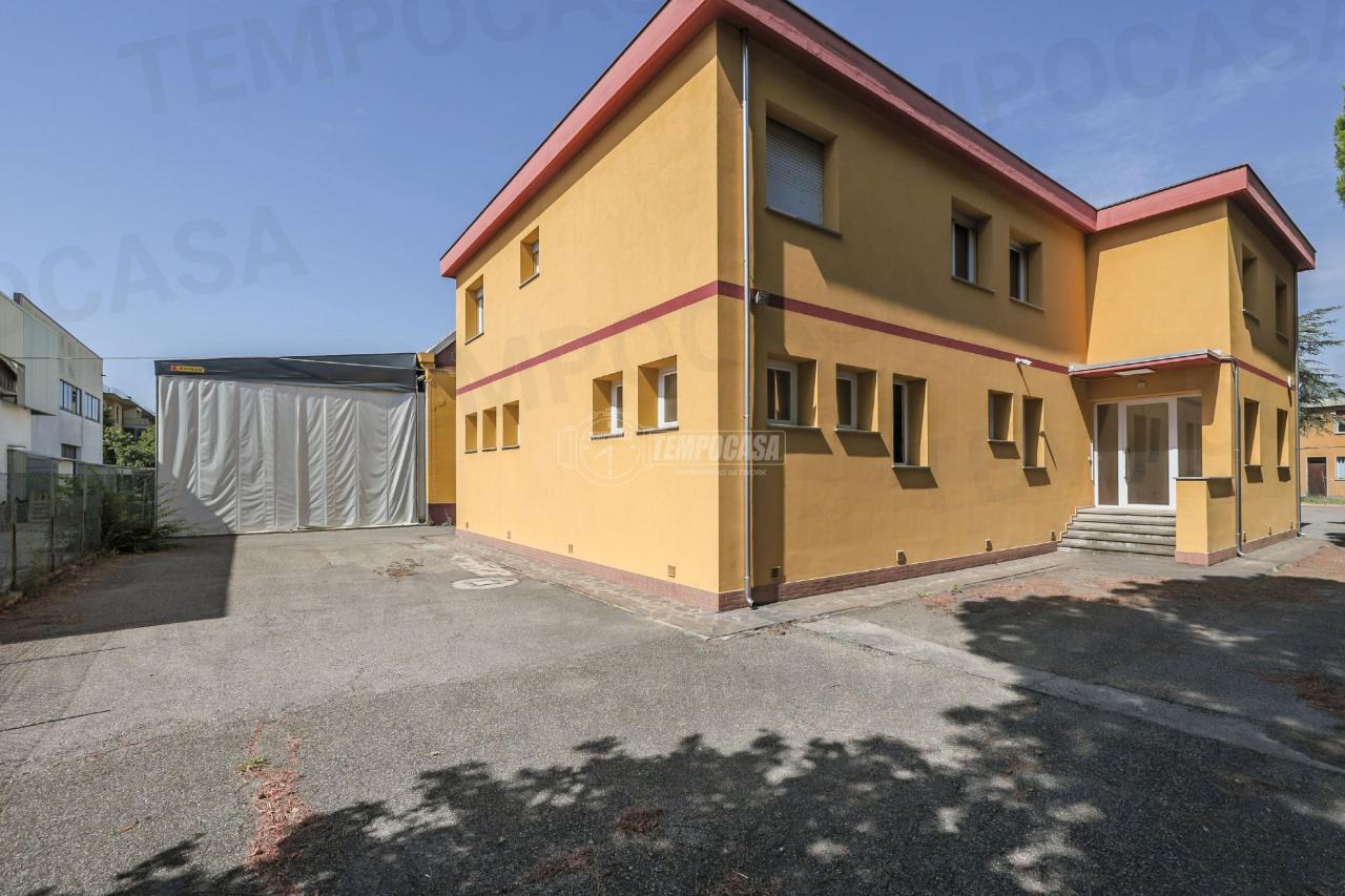 Palazzo in vendita a Ozzano Dell'Emilia