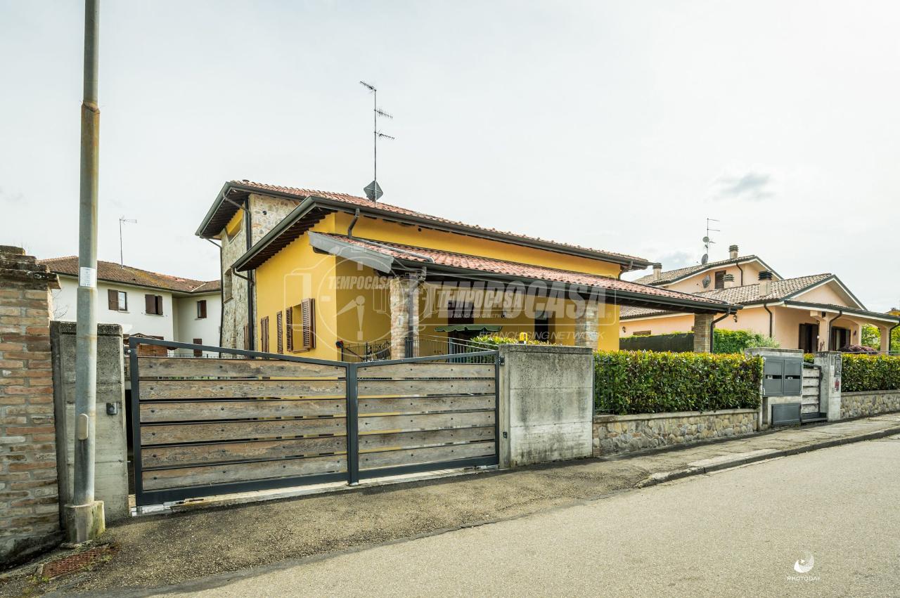 Trilocale in Via Pio La Torre 42, Medesano