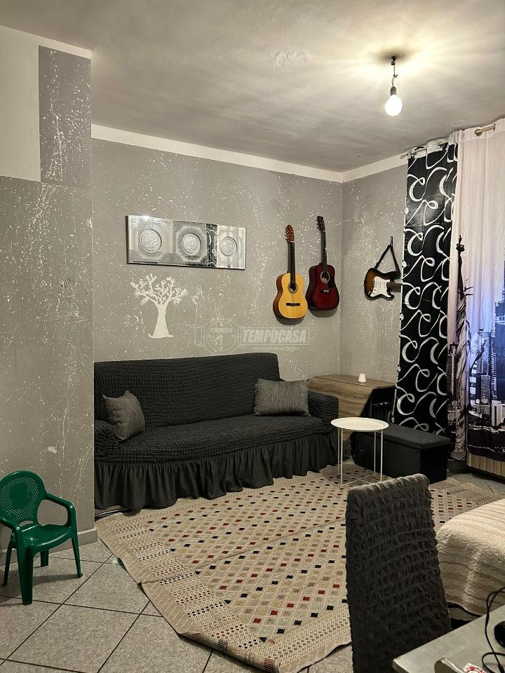 Trilocale in Via Malta 25, Asti