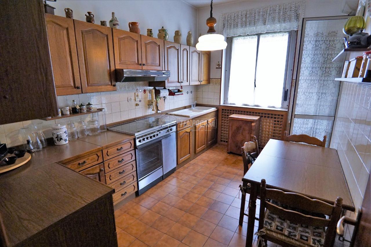 Appartamento in vendita a Asti