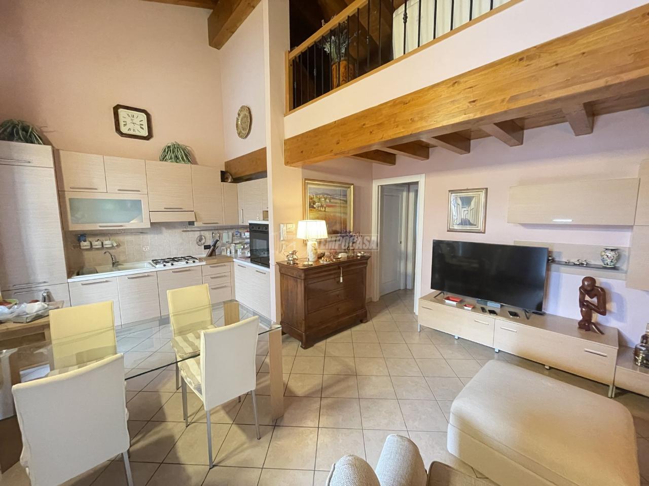 Appartamento in vendita a Moniga Del Garda