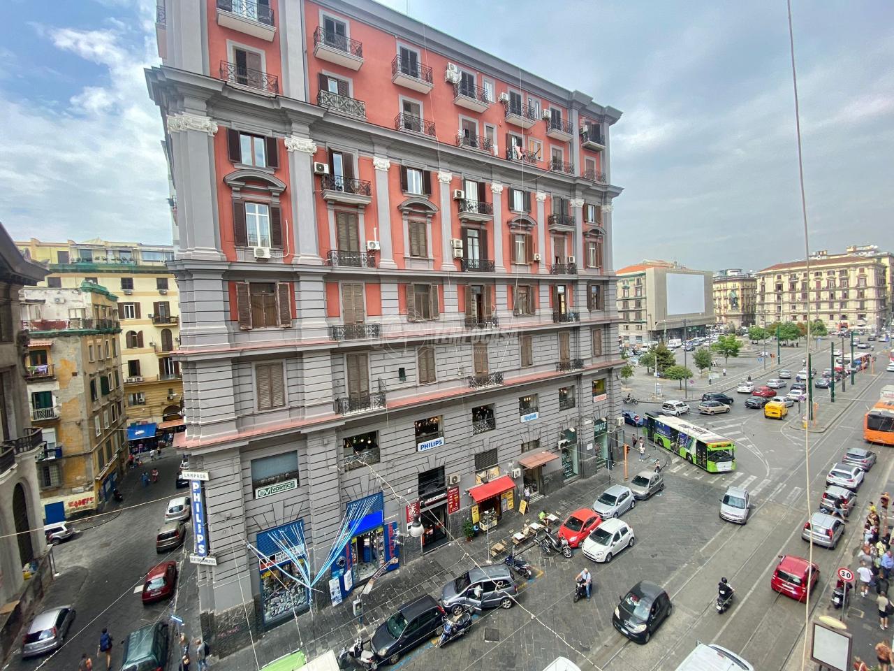 Appartamento in vendita a Napoli