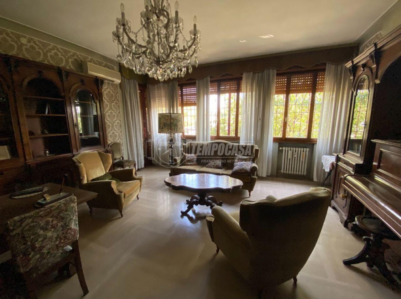 Appartamento in vendita a Modena