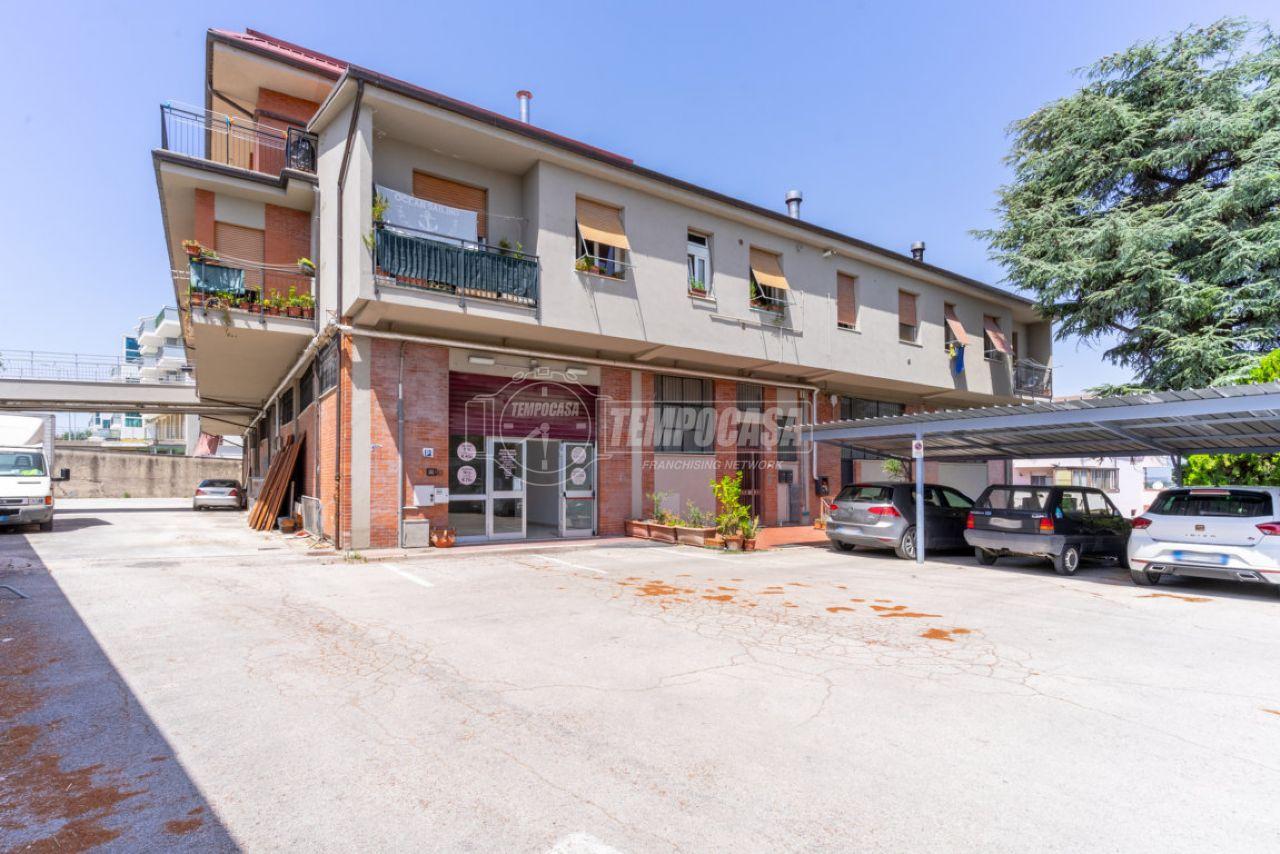 Laboratorio in vendita a Montegranaro