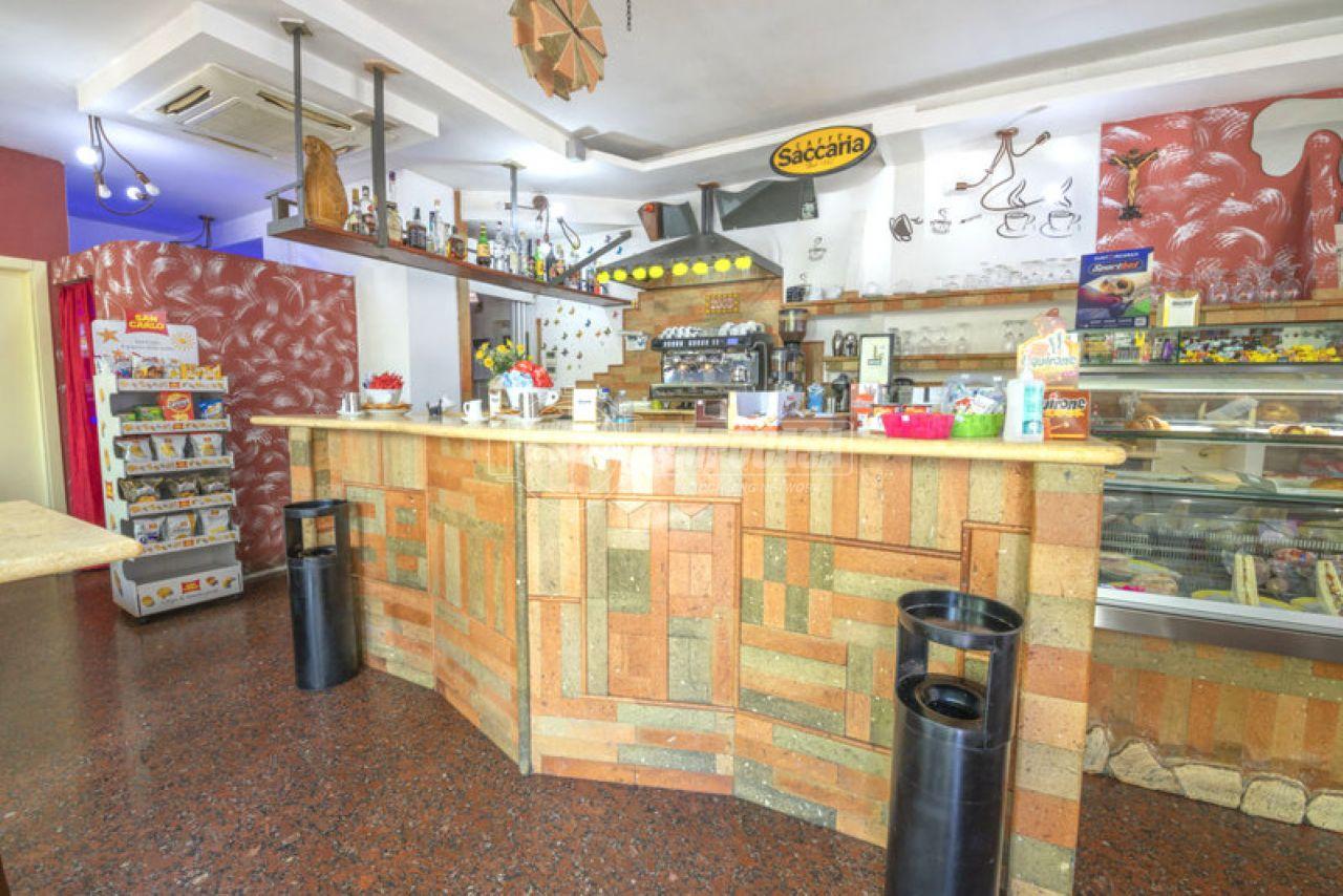 Tavola calda in vendita a Porto Sant'Elpidio