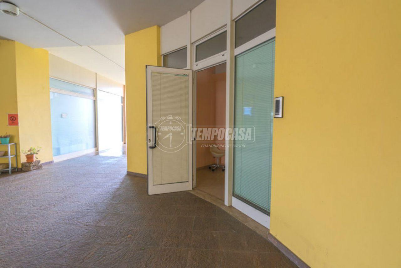 Negozio in vendita a Macerata