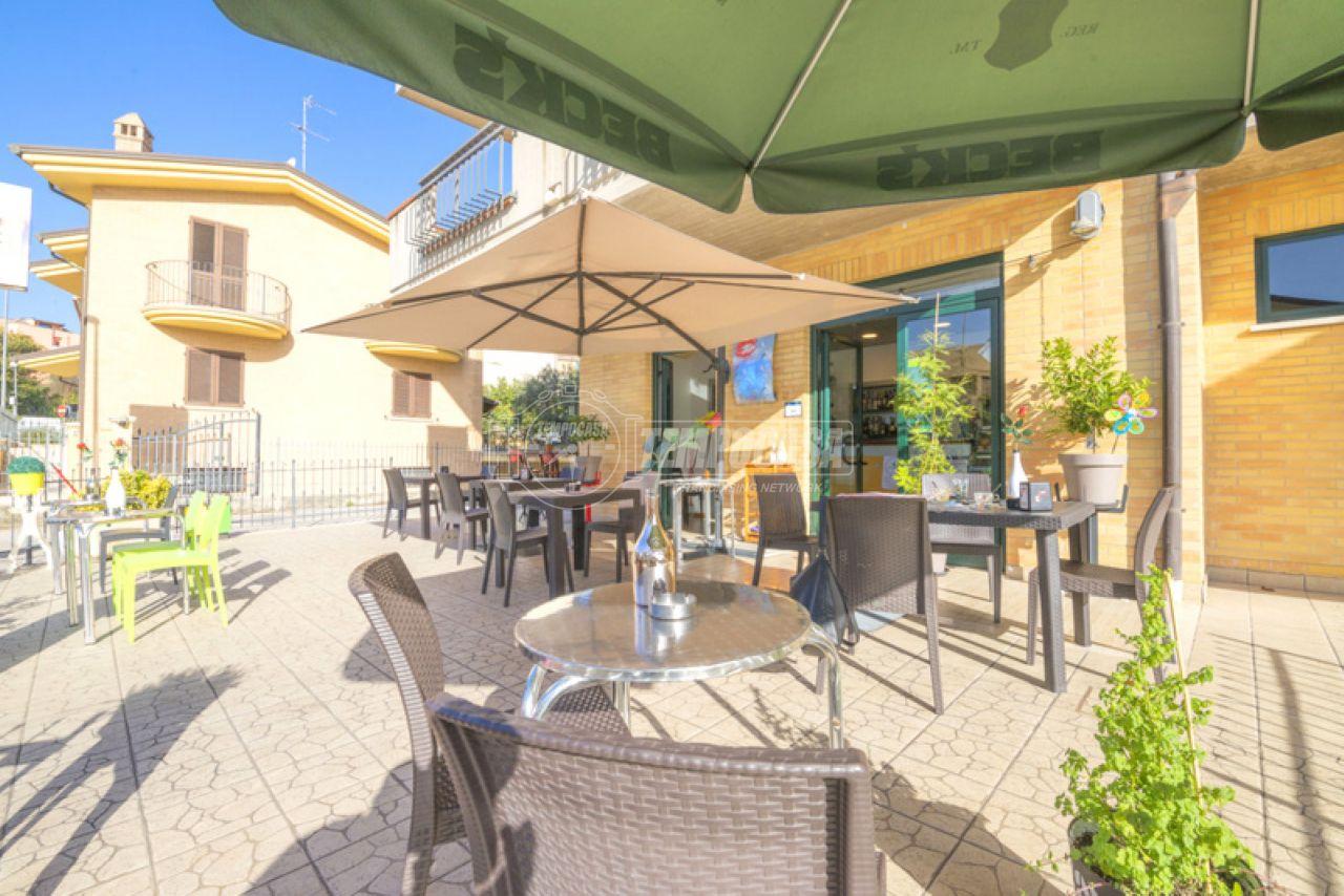 Tavola calda in vendita a Montegranaro