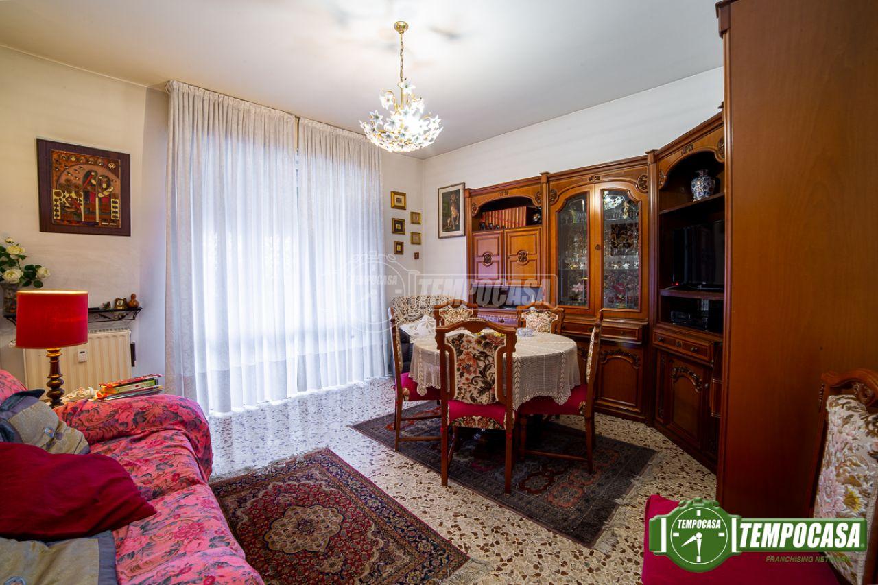 Appartamento in vendita a Voghera