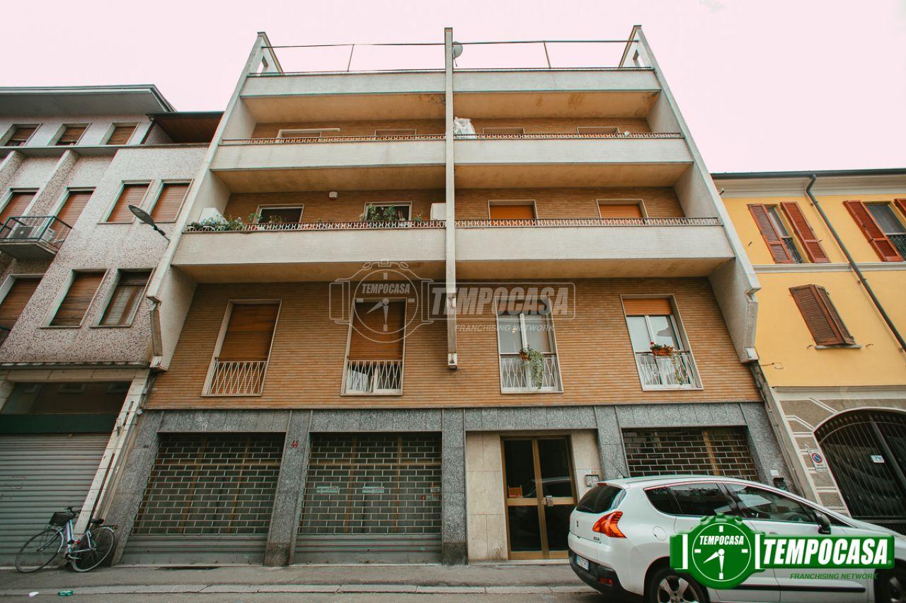 Appartamento in vendita a Voghera