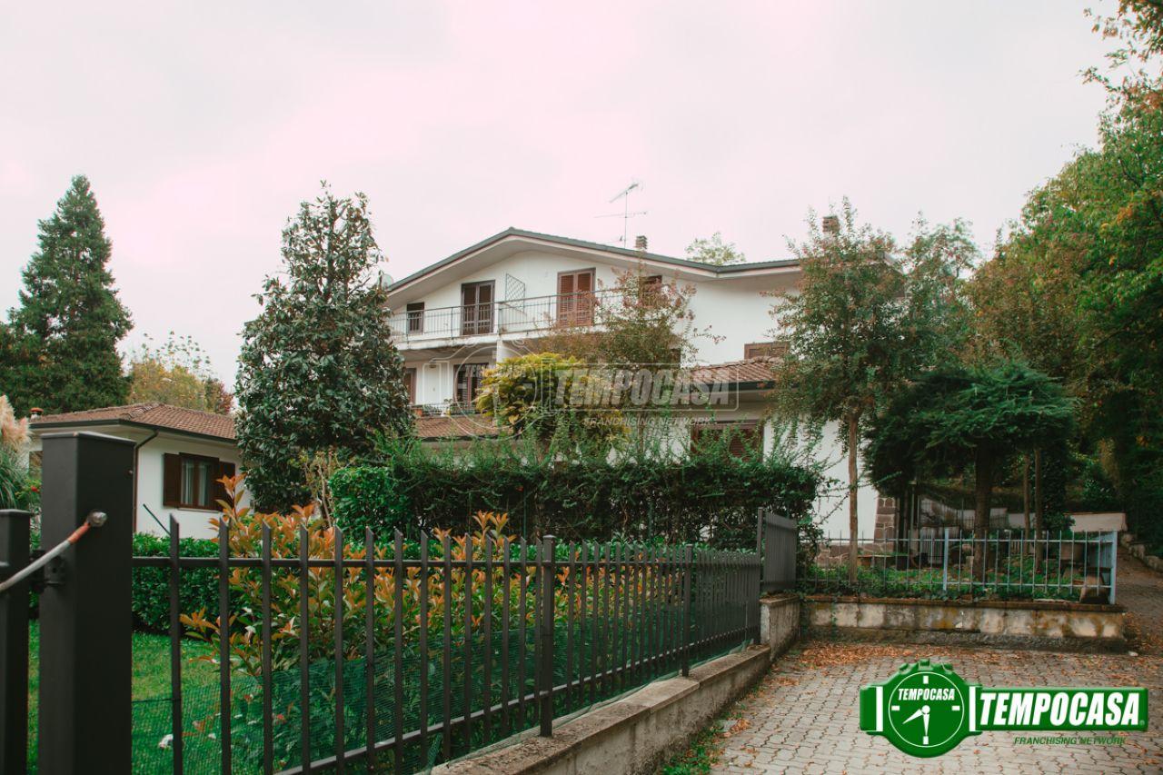 Appartamento in vendita a Godiasco Salice Terme