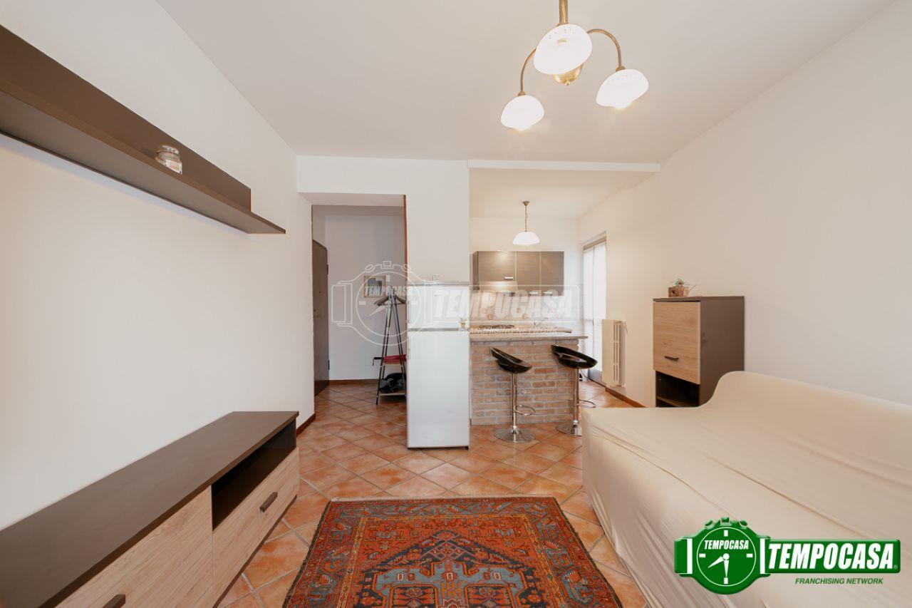 Appartamento in vendita a Voghera