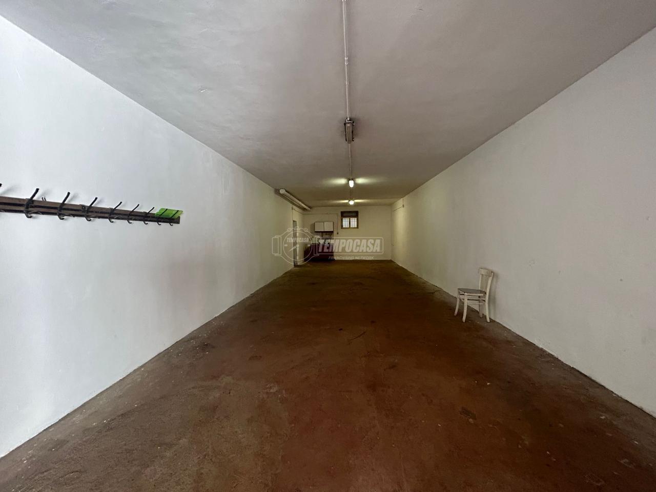 Magazzino in vendita a Torino