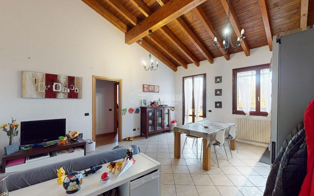 Appartamento in vendita a Monte San Pietro