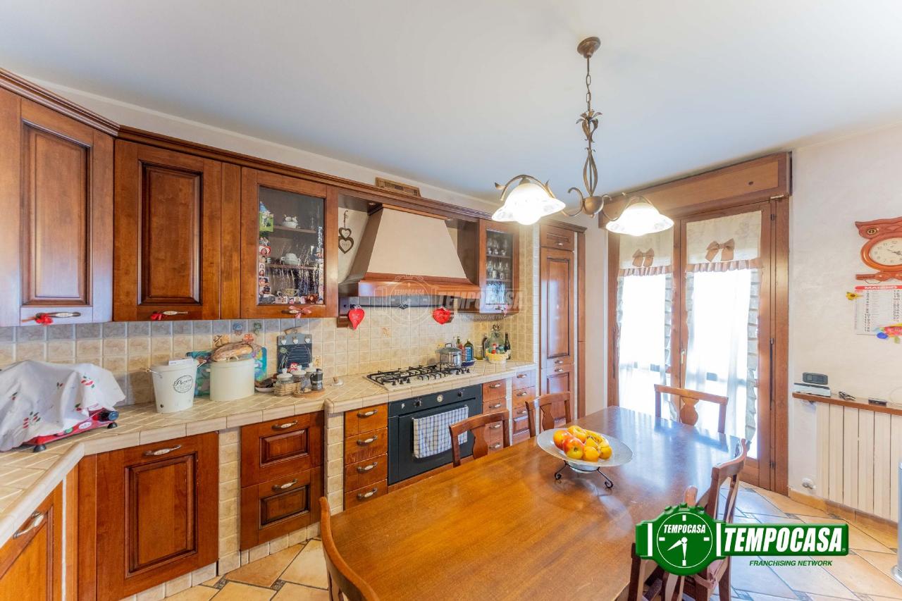 Appartamento in vendita a Bareggio