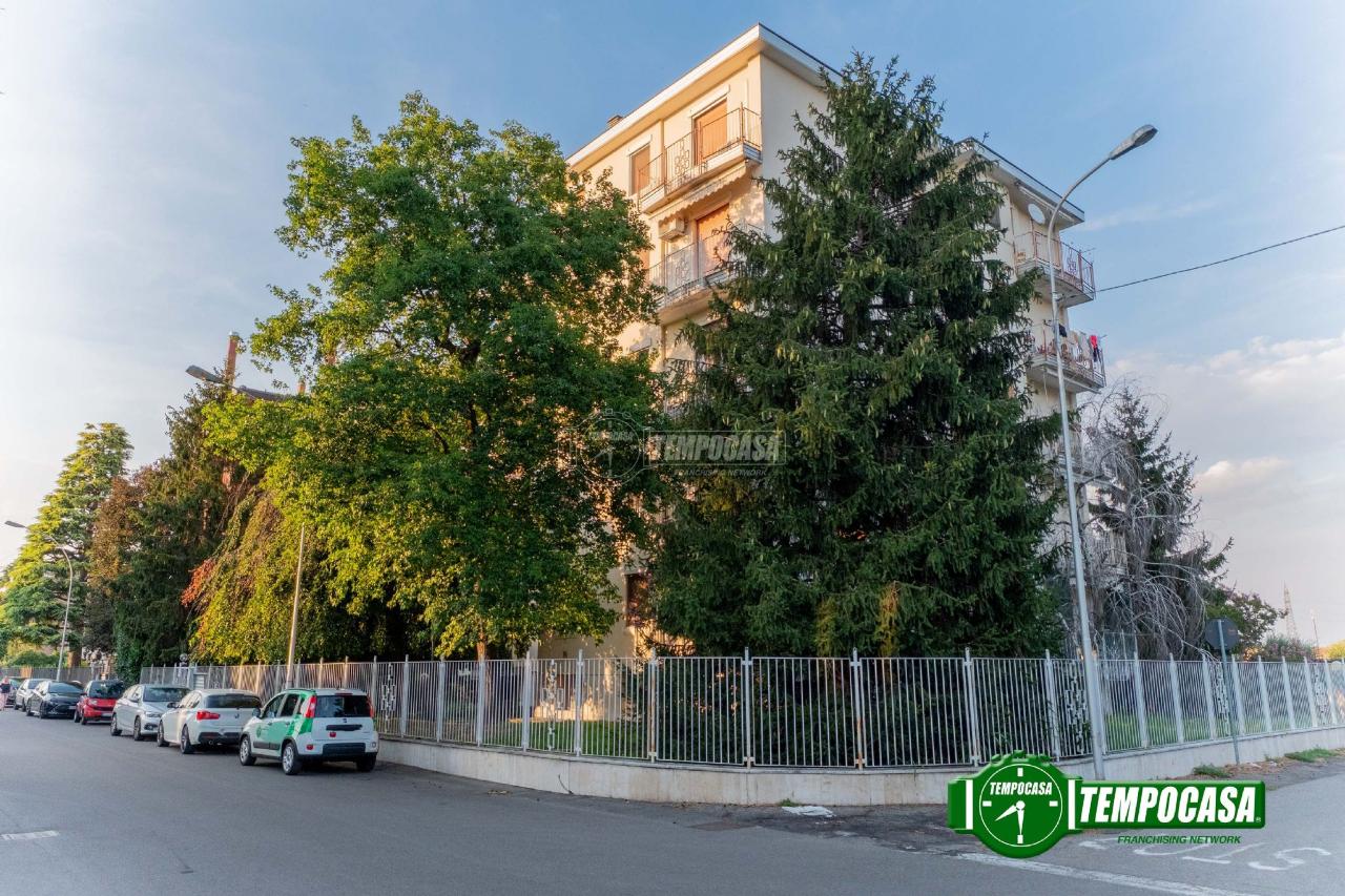 Appartamento in vendita a Bareggio