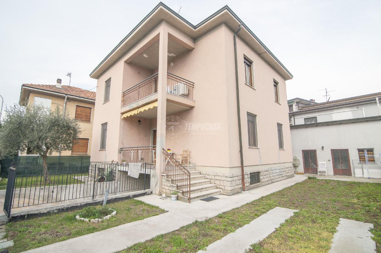 Villa in vendita a Fara Gera D'Adda