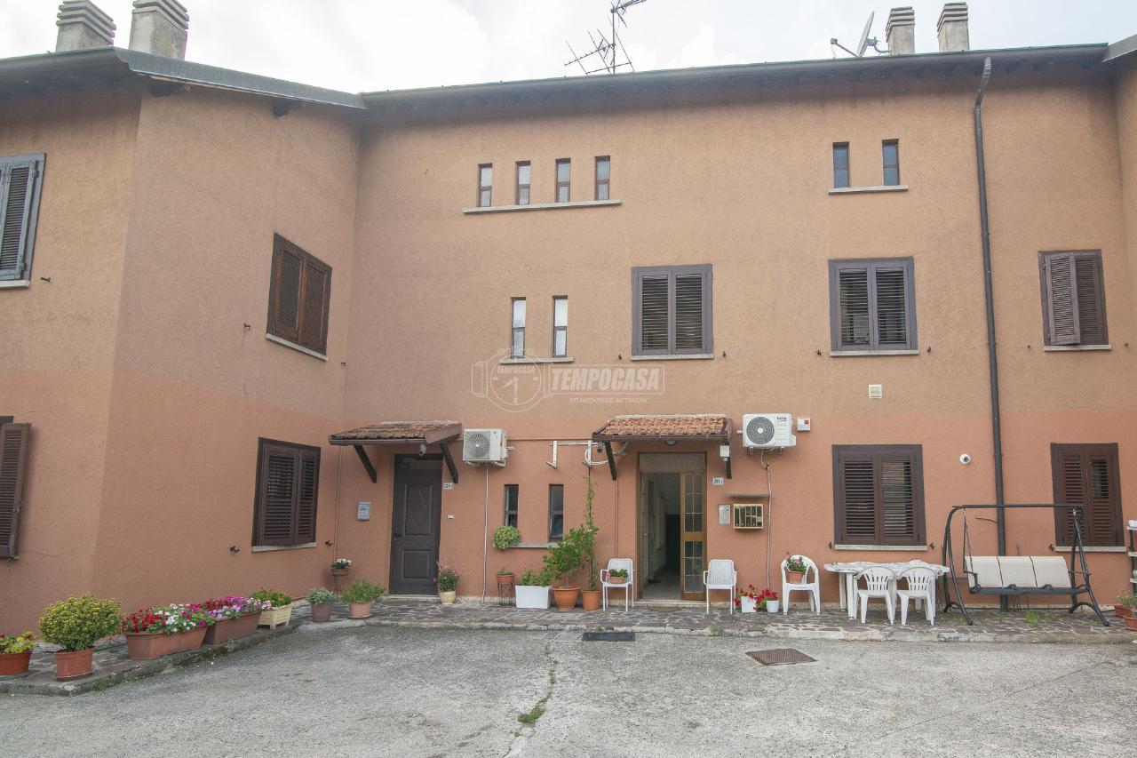 Appartamento in vendita a Fara Gera D'Adda