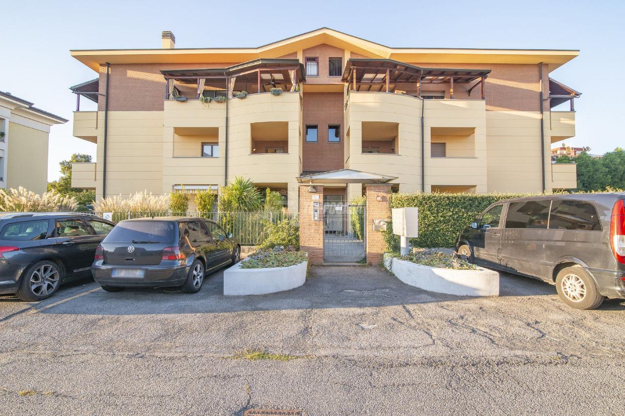 Appartamento in vendita a Vaprio D'Adda