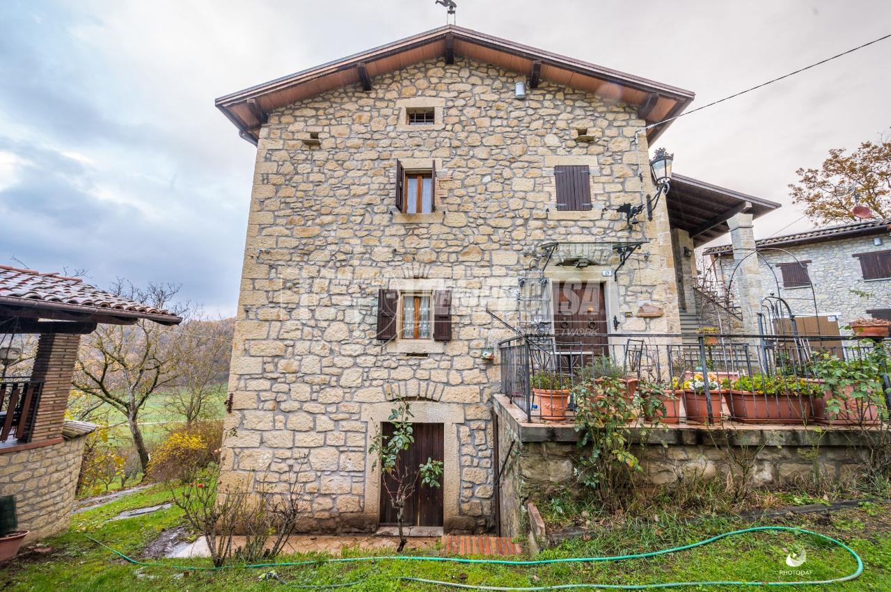 Casa indipendente in vendita a Pavullo Nel Frignano