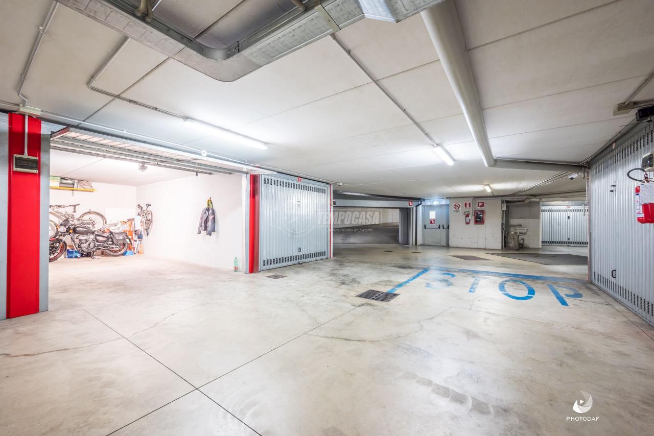 Box in vendita a Milano